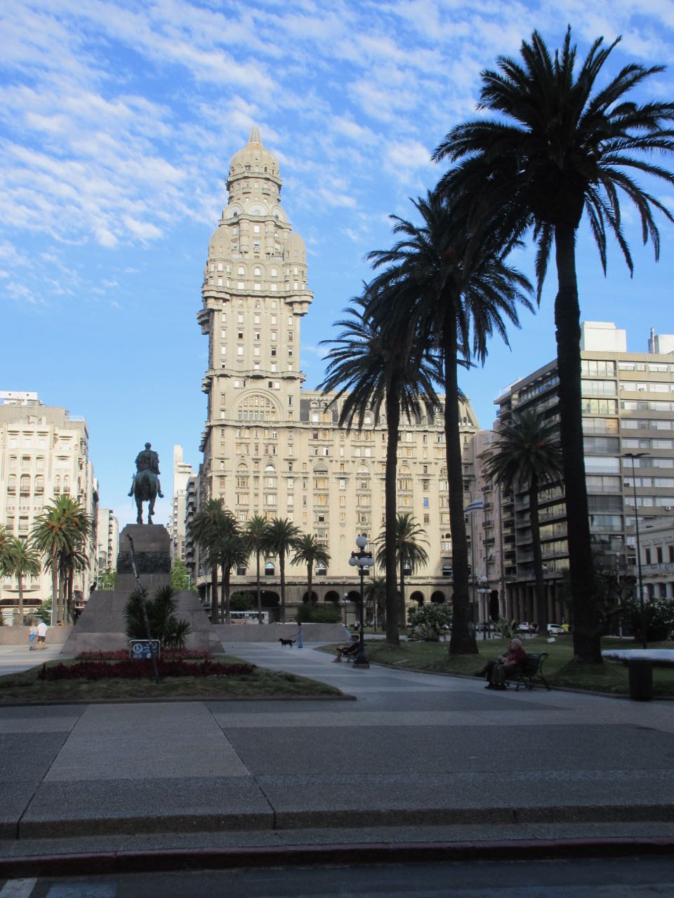 Palacio Salvo, Montevideo – Rick McCharles